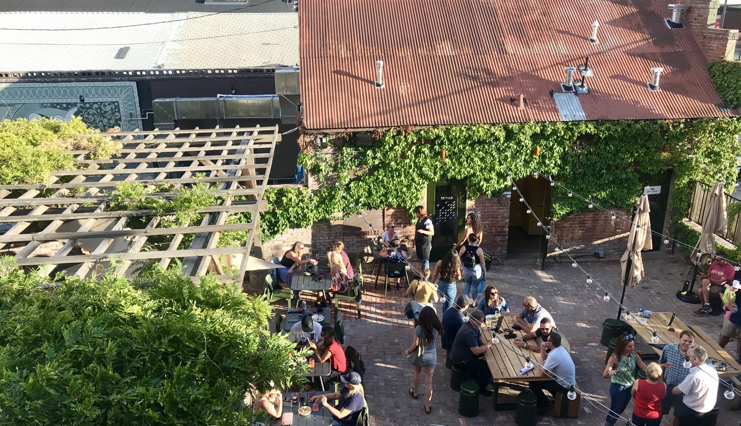 Eat & Drink - The Jesse Hotel & Bar, Reno, Nevada